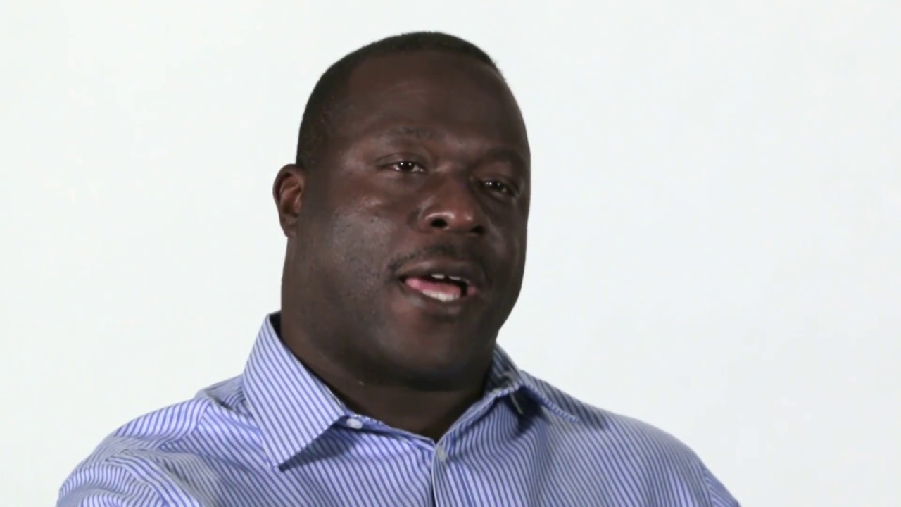 Dedric Holmes - Long interview for Avery Murphy - 2017 - YouTube