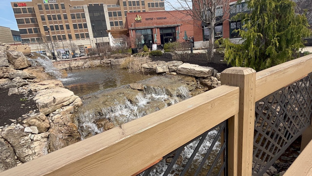 Beautiful Fountain at Austin Landing in Miamisburg,OH - YouTube