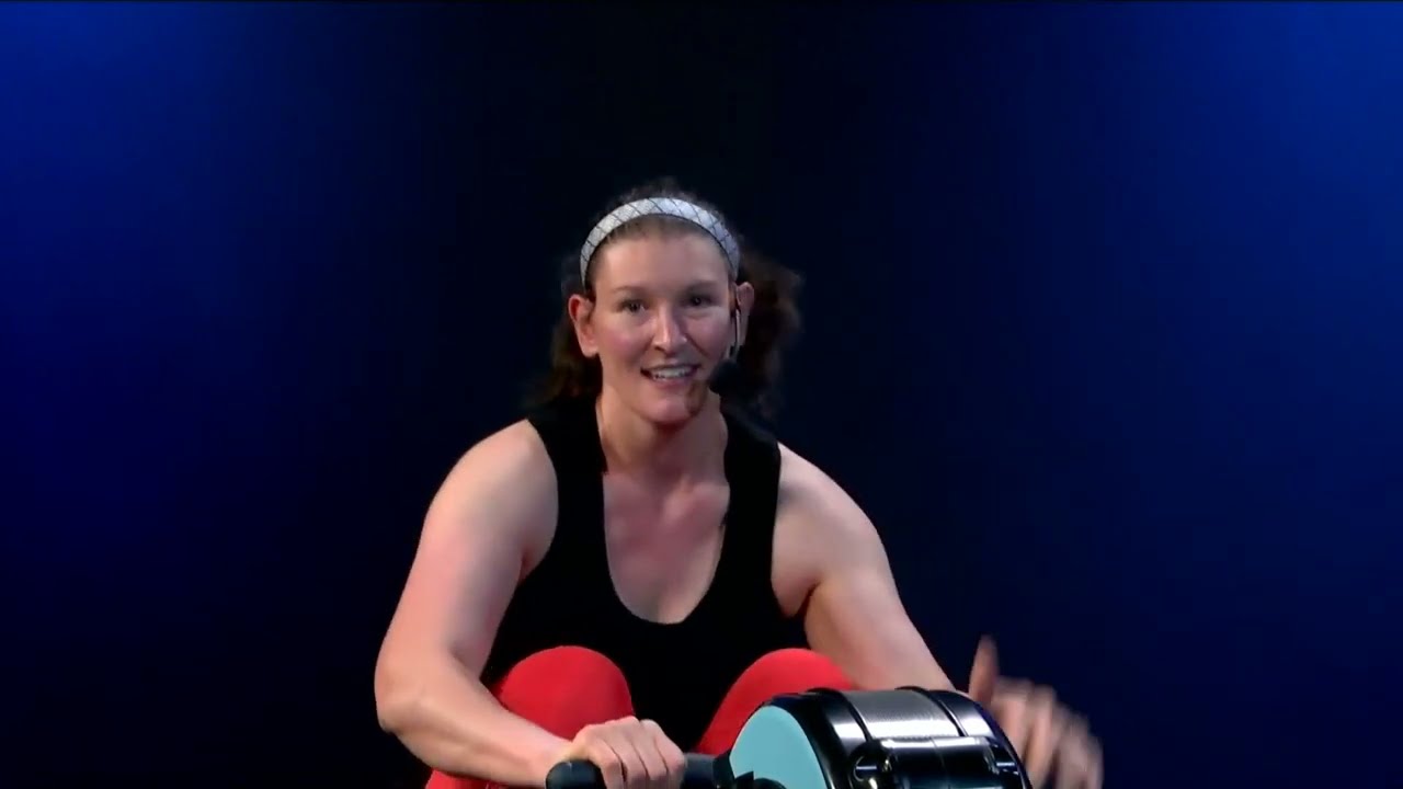 1 Minute Sprint Row with Coach Daniella - YouTube