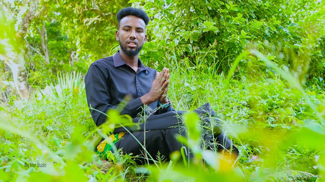 King Yaasiin Dhaanto Cusub || Official Video #2024 #dhaanto - YouTube