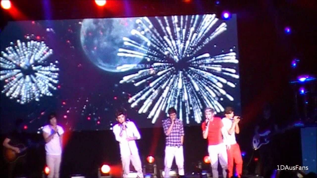 One Direction - Moments (Sydney) - YouTube