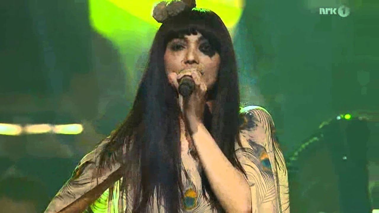 Superhero - Samsaya & the Norwegian Radio Orchestra - Pop music with ...