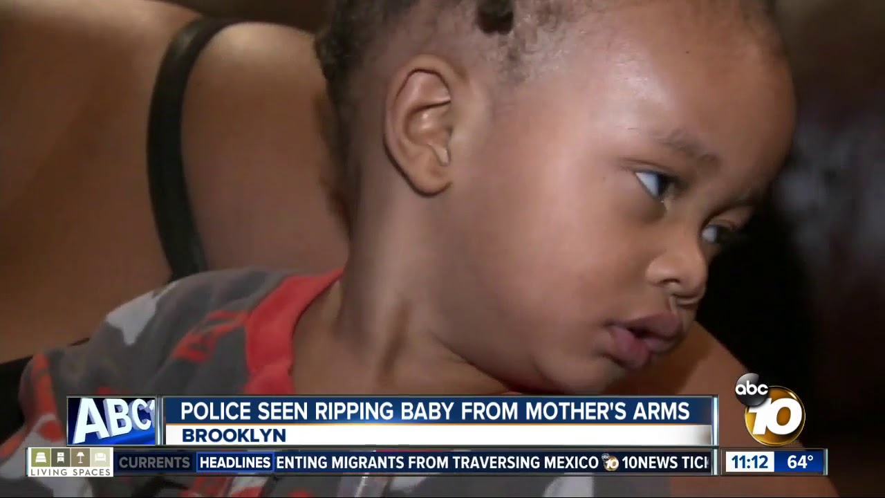 NYPD seen ripping baby from mother's arms - YouTube