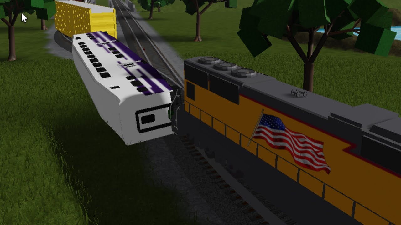 CRAZY Train Derailment, Cars On Their Side! UP Train Derailment, Train ...