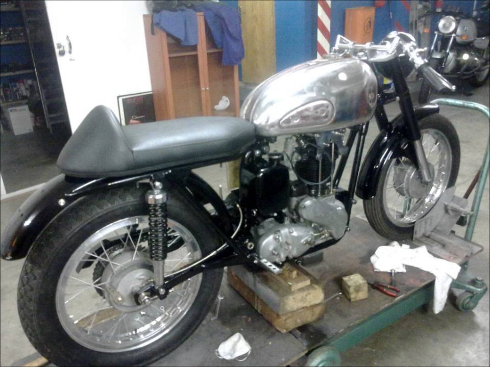 ARIEL NH 500 CAFE RACER - YouTube