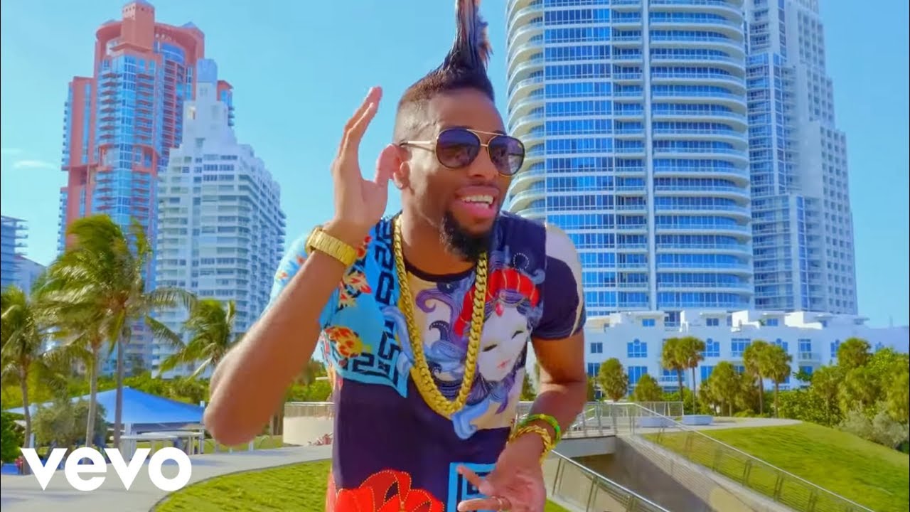 Los 15 De Yakelin - El Yonki: Song Lyrics, Music Videos & Concerts