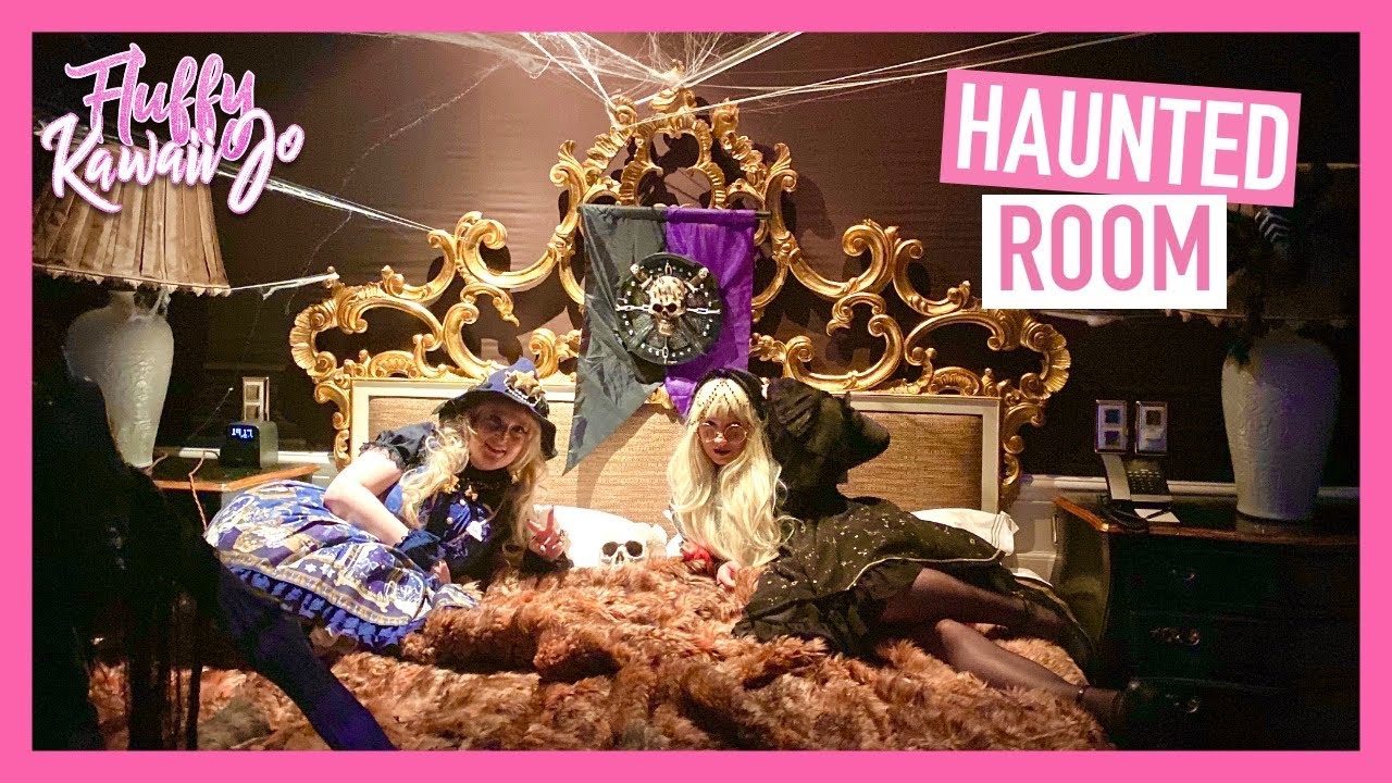 The scariest Tea Party experience - Lolita Halloween 2019 - YouTube