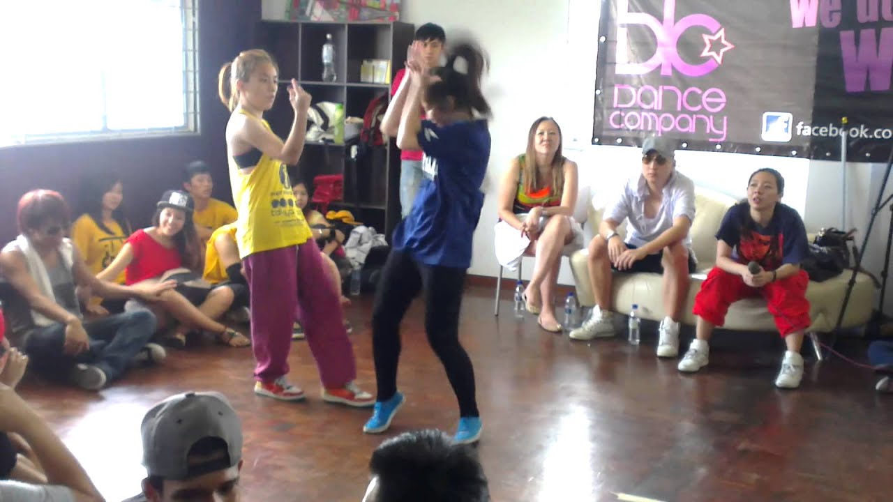 130324: Girls' Dance Battle #1 - YouTube