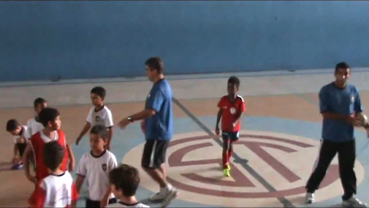 Ian Corrêa futebol março 2012 - YouTube