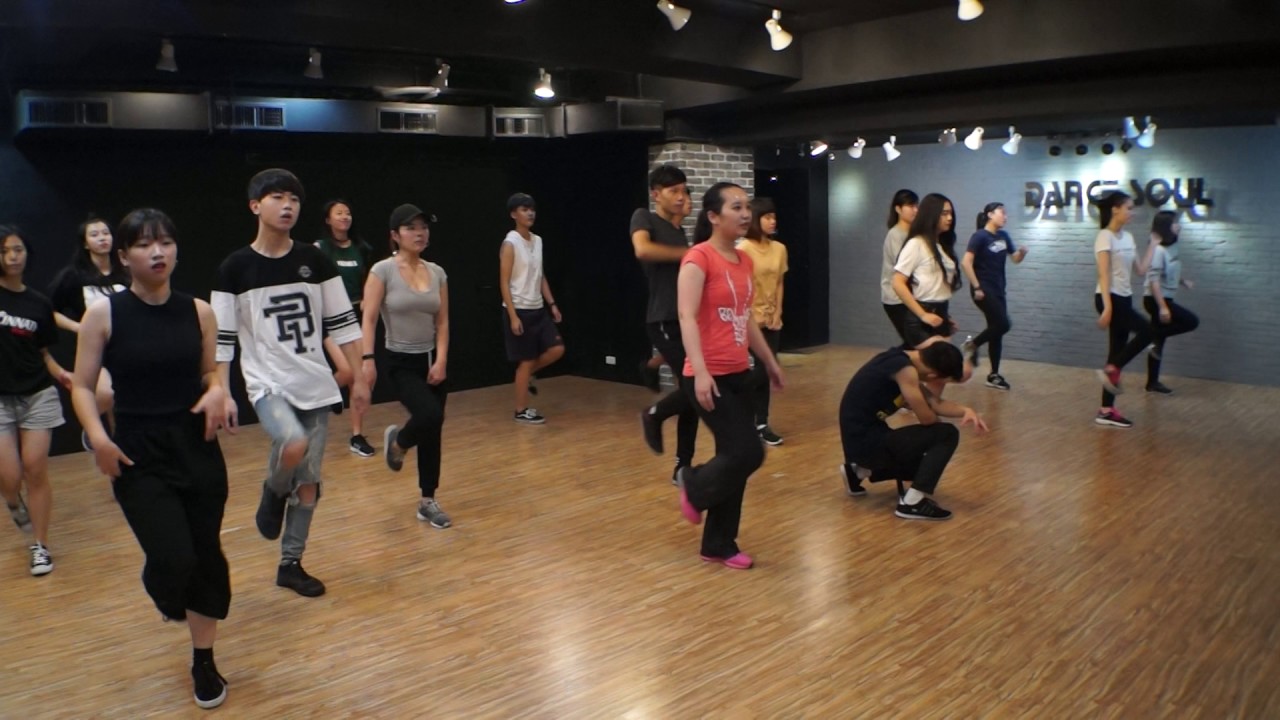 Waacking(初)-金瑋瑋 20170714 @ DANCE SOUL - YouTube