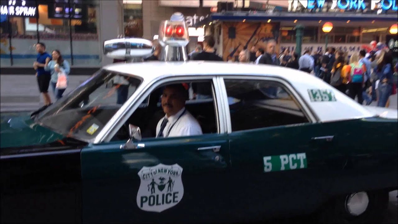 SUPER EXCLUSIVE RARE CATCH OF NYPD 1972 PLYMOUTH FURY CRUISER USING A ...