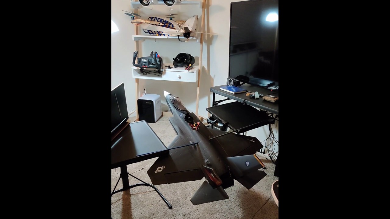 F-35C STOVL Lift Fan Test - YouTube