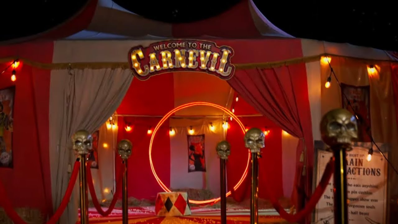 SPIRIT HALLOWEEN CARNEVIL FIRST LOOK AT ANIMATRONICS - YouTube