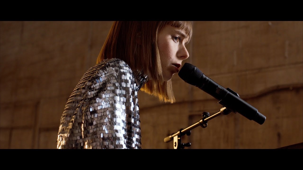 Marie-Flore - QCC (live session) - YouTube