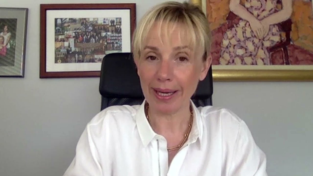 EPuM interview with Daria Tataj - YouTube