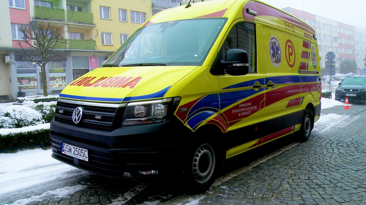 Karetka pogotowia dla gminy Strzegom - YouTube