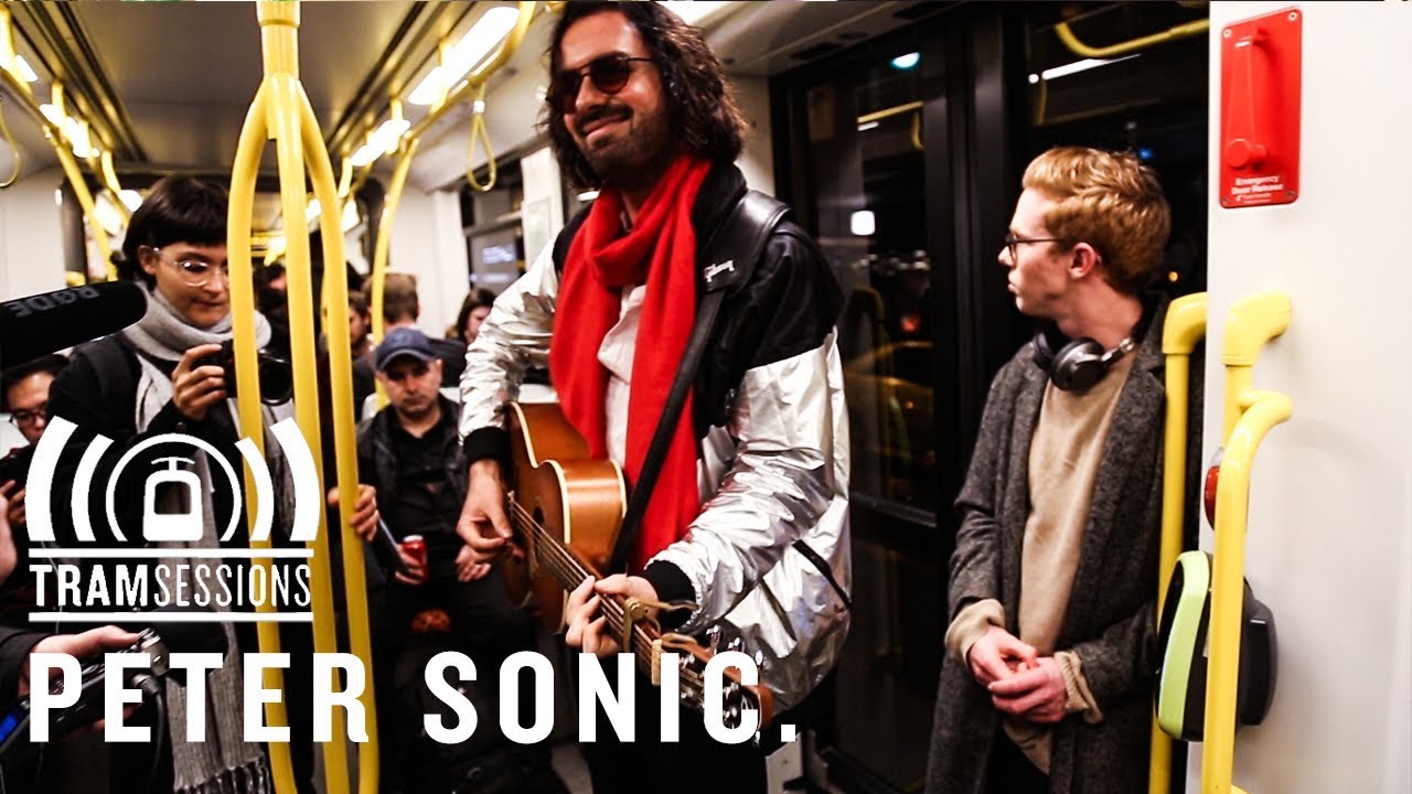 Peter Sonic - Mess Around Your Room | Tram Sessions - YouTube
