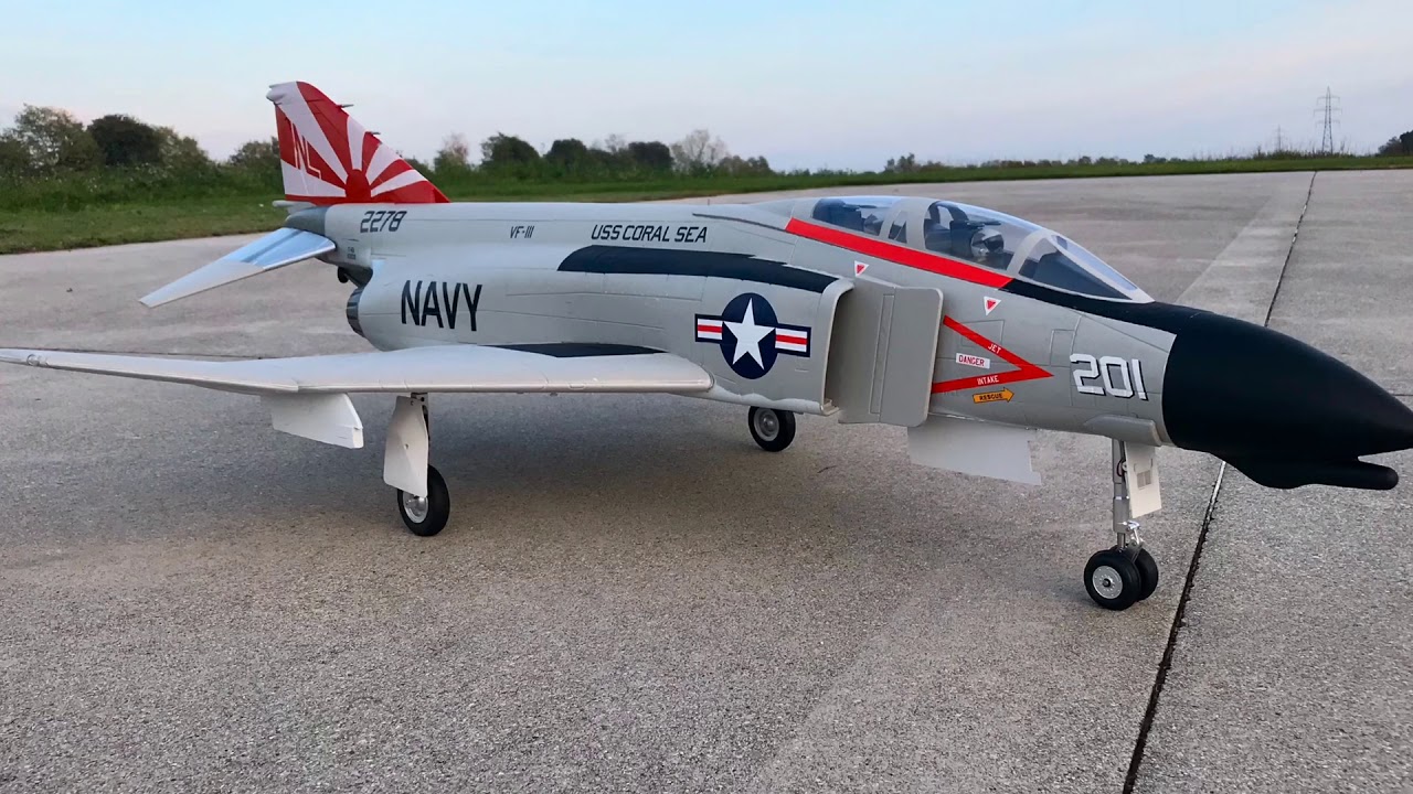 FREEWING F-4 PHANTOM - YouTube