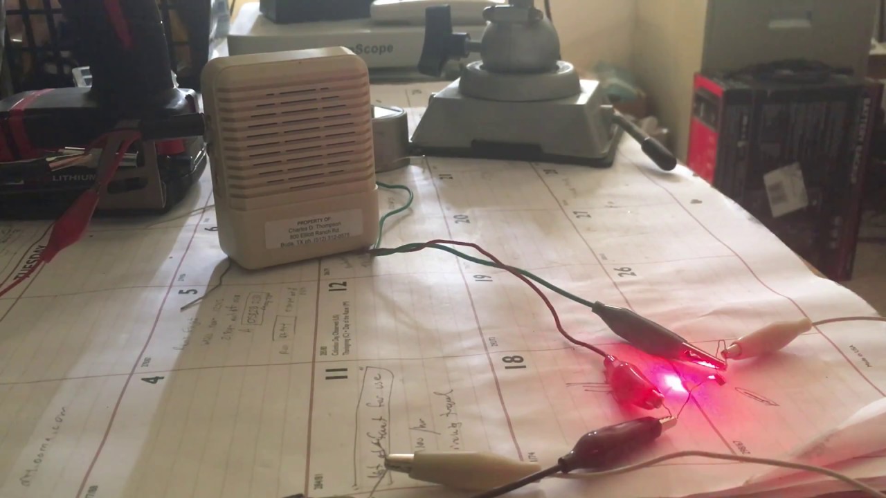 Simple Laser Doppler Vibrometry Demo - YouTube