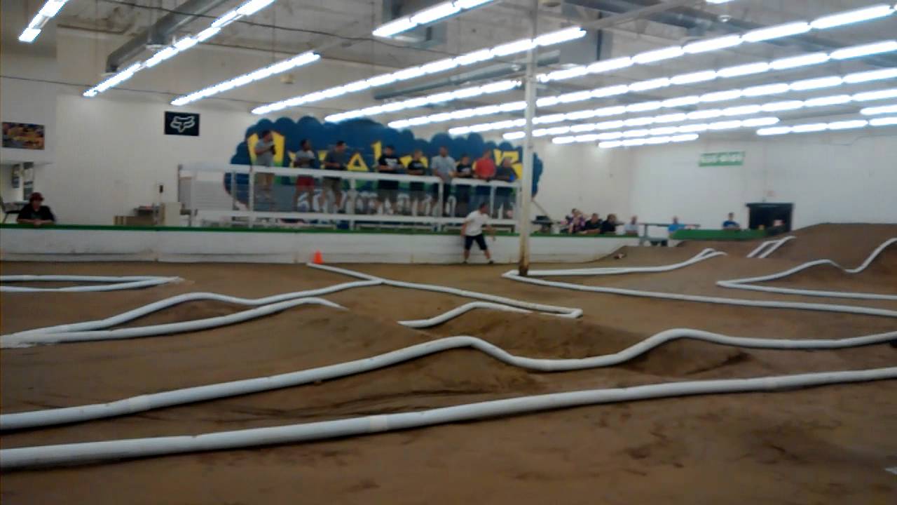 Warehouse 3 new layout Stock buggy A-Main 7/2/14 - YouTube