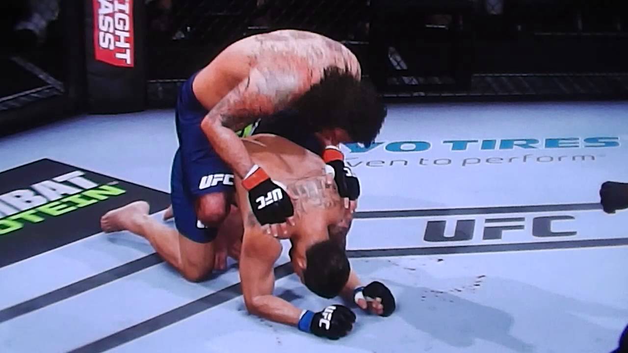 Totall FREE FIGHT: Clay Guida vs Anthony Pettis - YouTube