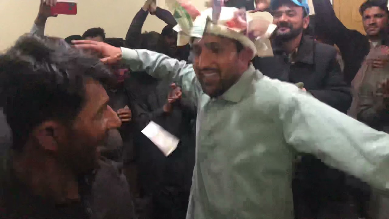 KOHISTANI TRADITIONAL DANCE #kohistan #kohistani #pakistan - YouTube