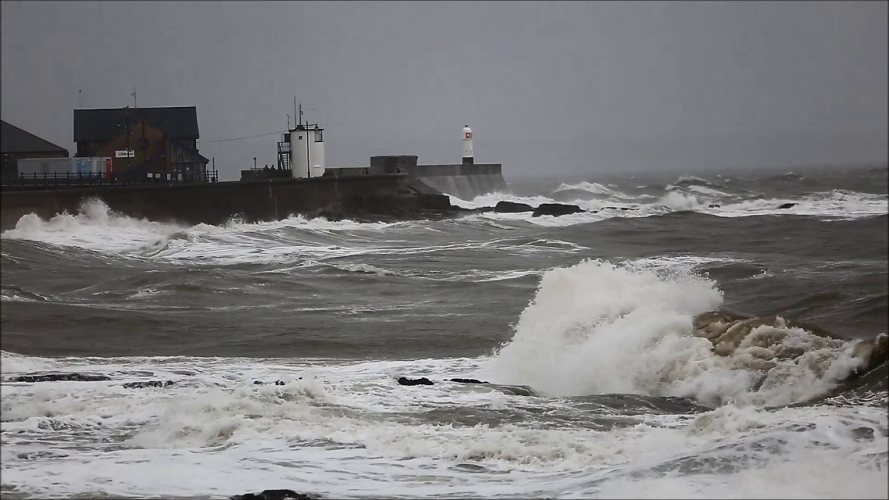 Storm Callum in Porthcawl, Wales, UK - YouTube
