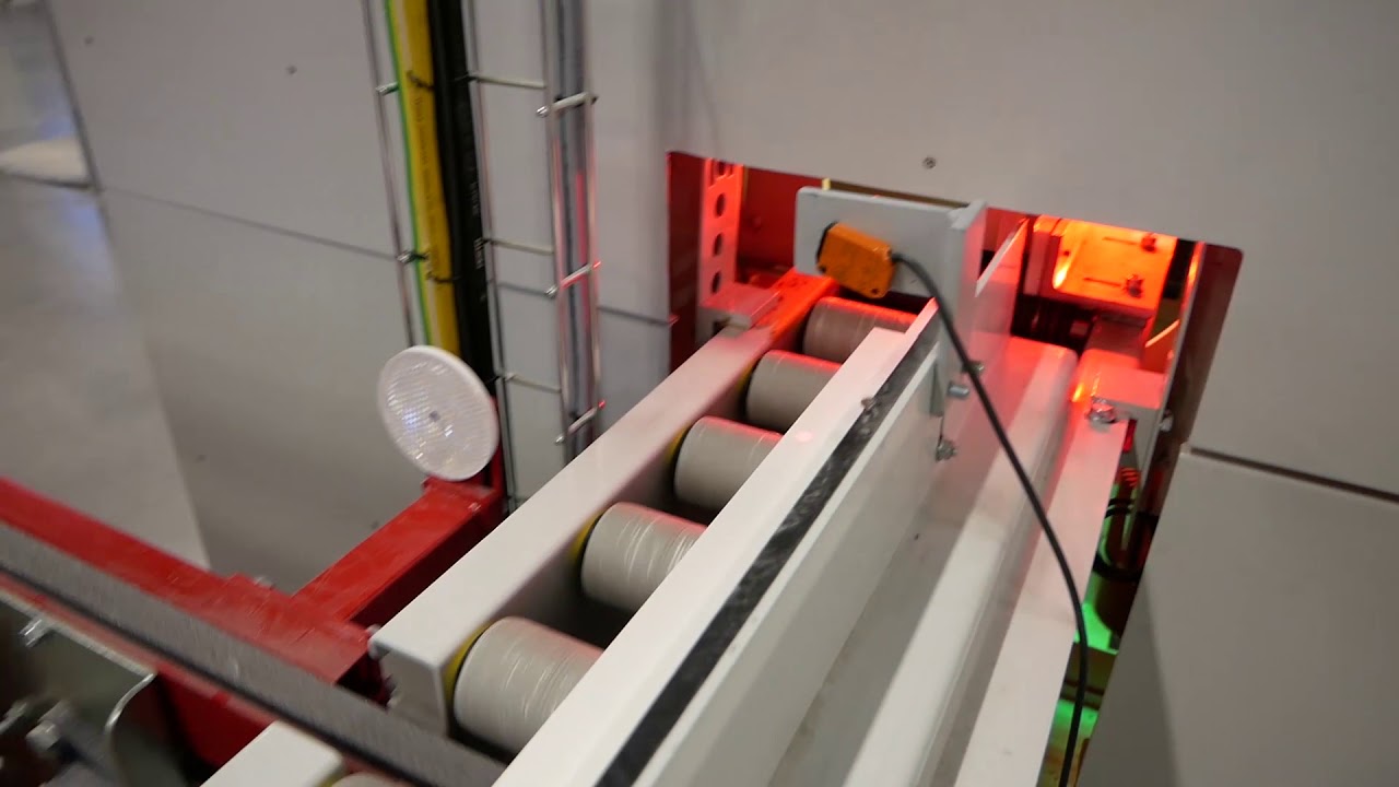 Cristallo / Leiab window factory tour - YouTube