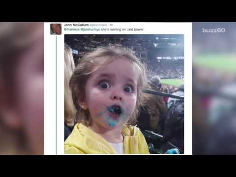 Adorable Cotton Candy Girl Goes Viral