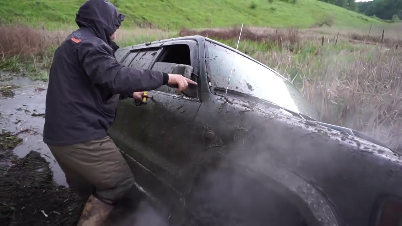 LEXUS LX 470 2020 vs ISUZU TROOPER (MUD EXTREME Offroad) - YouTube