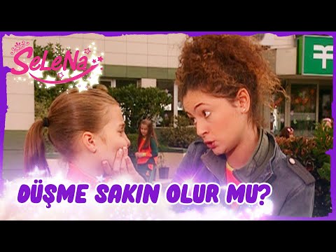 Kıvılcım iyi birisiymiş gibi rol yapıyor!