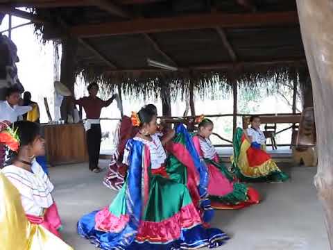Traditional Costa Rican Dance - YouTube