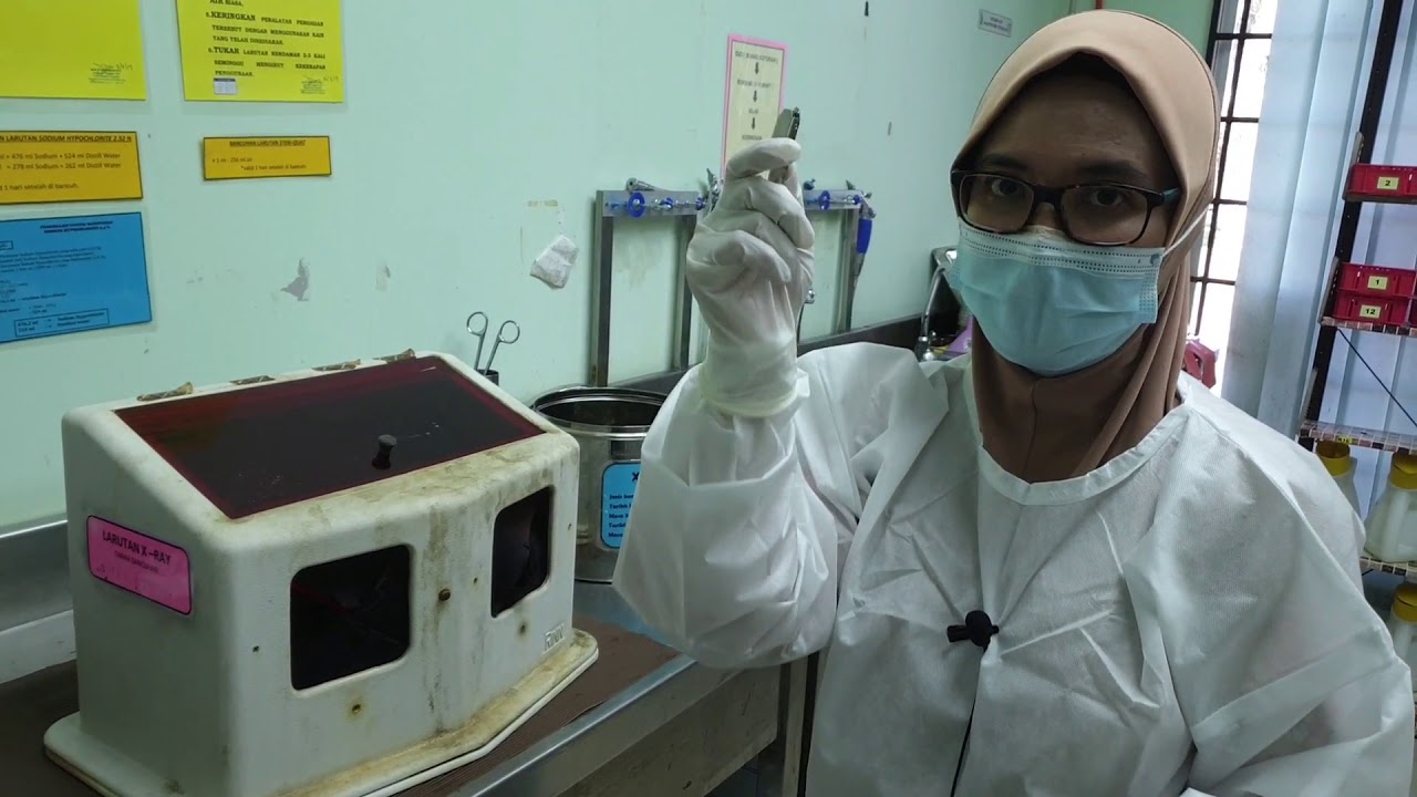 GNT208 - Processing the x-ray film - YouTube GNT208 - Processing the x-ray film - YouTube