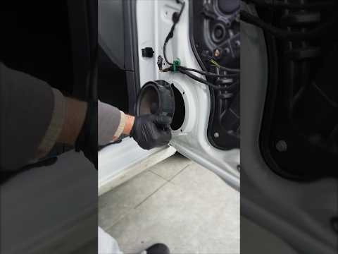 VOLKSWAGEN SCIROCCO SES SİSTEMİ YÜKSELTME #car #otomobil #tuningcar #asmr #cars #hoparlör #otoses