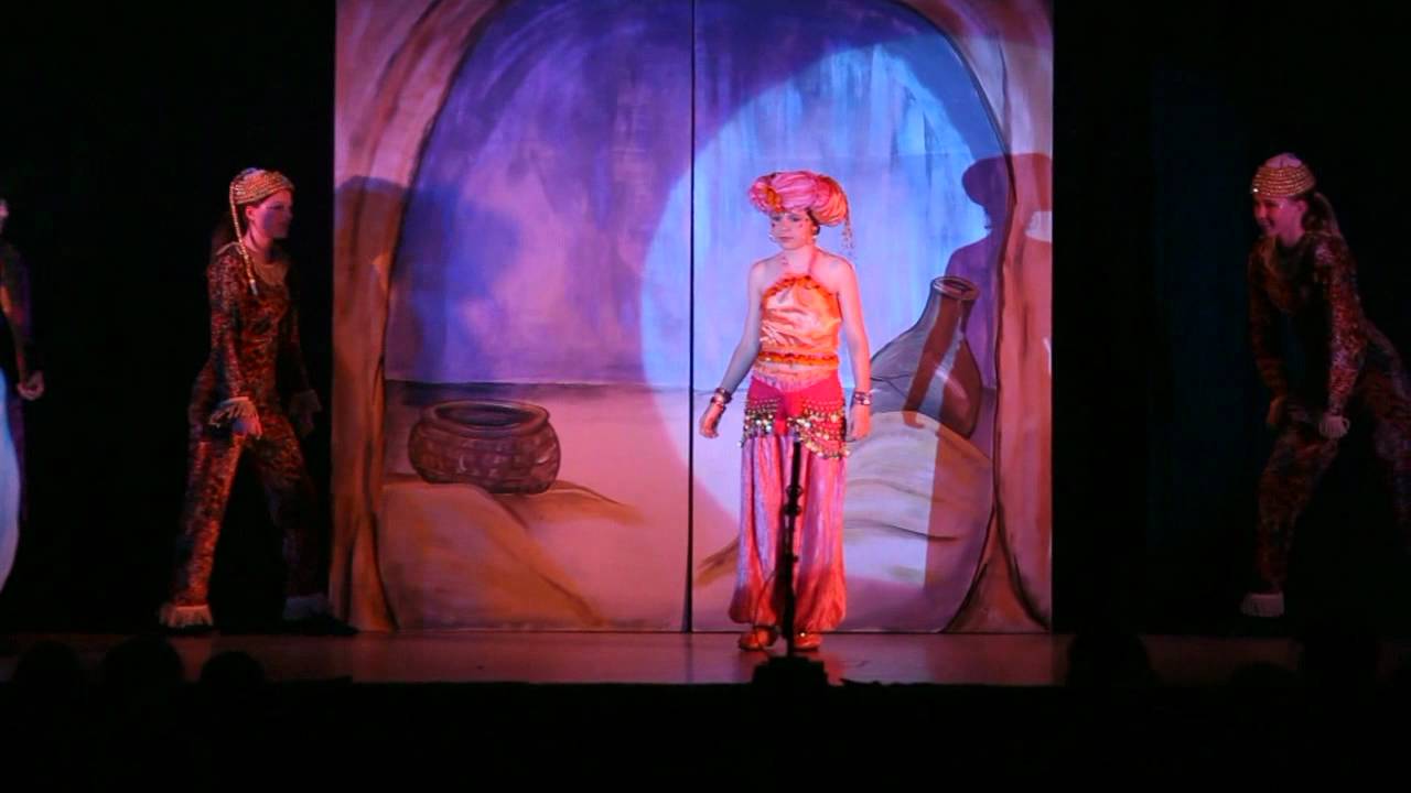 "Friend Like Me" from Aladdin Jr. - YouTube