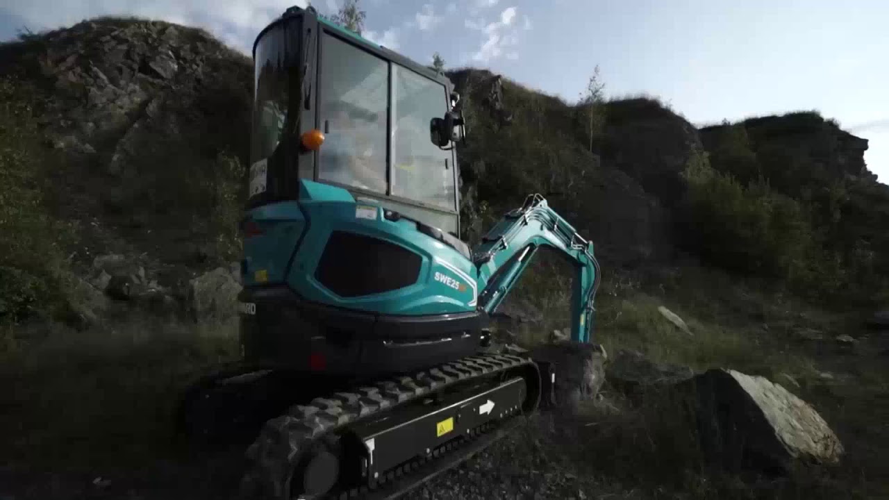 Meet the SUNWARD SWE 25UF mini excavator - YouTube