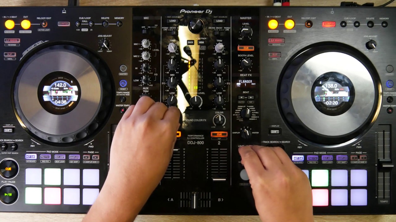 DroneMesh Quarantine MIX // Pioneer DDJ-800 - YouTube