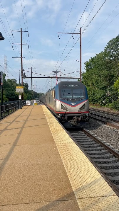 Amtrak N/B North East Regional Train 112 BOOKING IT Through Odenton, MD!! #shorts #shortsviral ...
