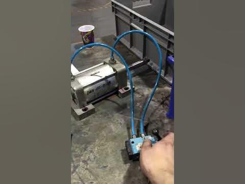 Simple pneumatic cylinder test system - YouTube