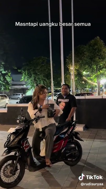 parkir gratis - YouTube