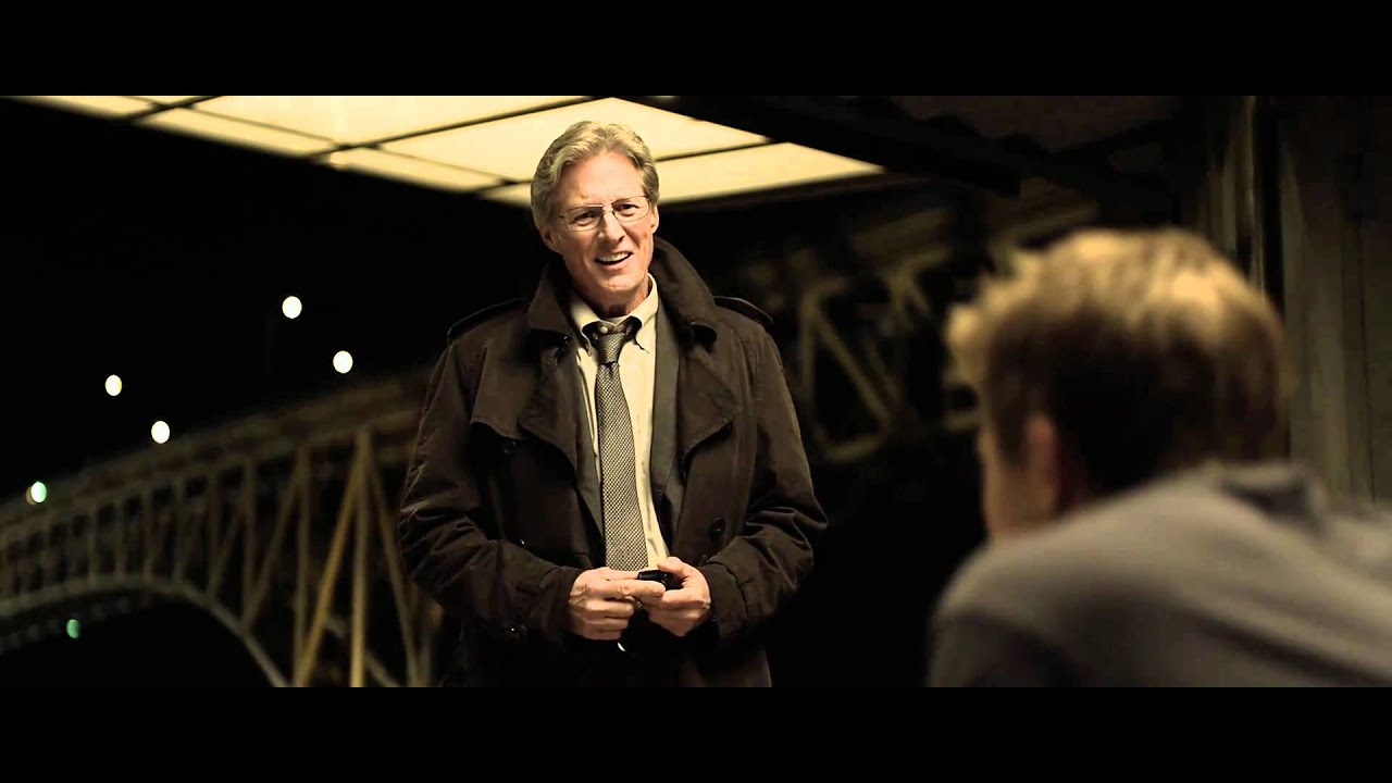 TRON: LEGACY - Alan erzählt Sam vom Pager - YouTube