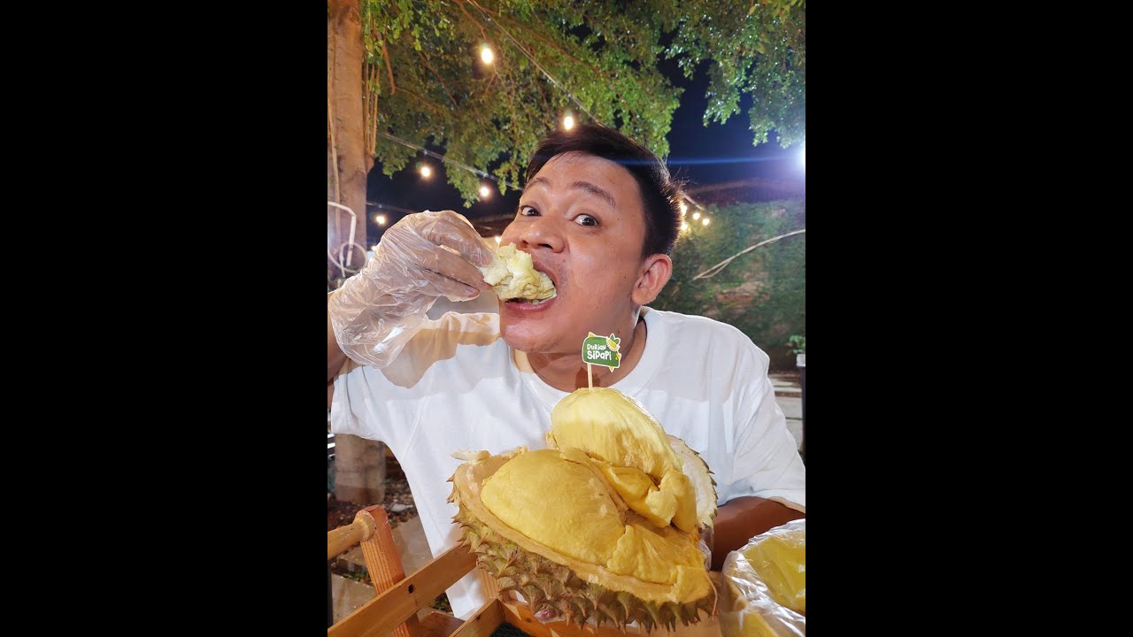 DURIAN SIPAPI YANG TERKENAL DI DEPOK - YouTube