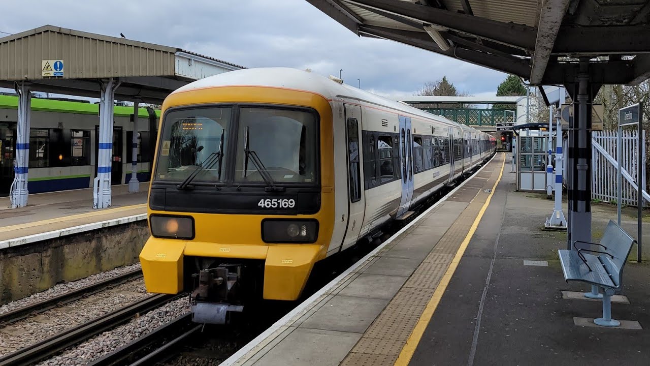 Elmers End Railway Station + Croydon Tramlink Tram Stop 16/2/2024 - YouTube