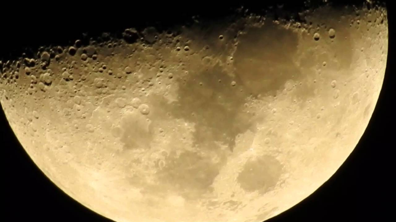 Nikon P900 Zoom to the Moon - YouTube