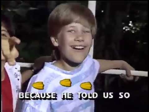 Disney Sing Along Songs: Disneyland Fun Part 1/3 - YouTube