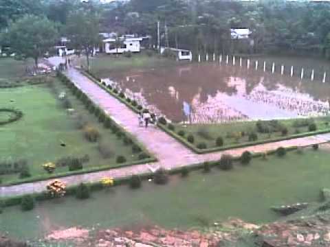 Bogra : Bahula Lockhindar ar Basor Ghor - YouTube