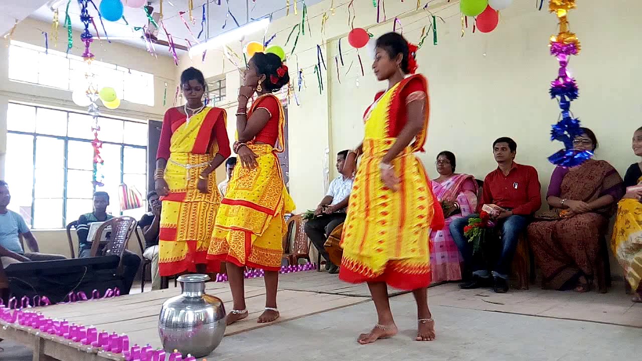 Silda c.s college santali nobin Bron.8016242200 - YouTube