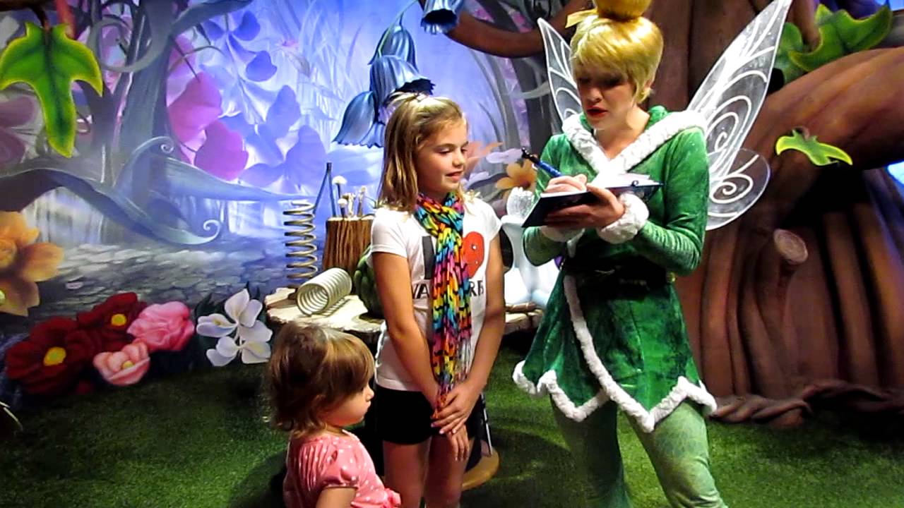 Tinker Bell Meet & Greet Secret of The Wings Winter Outfit Magic ...