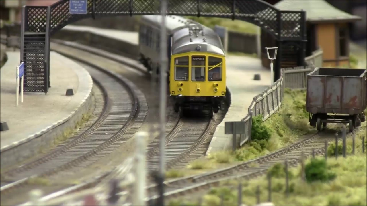 East Anglian Model Railway Exhibition 11/03/2017 - YouTube