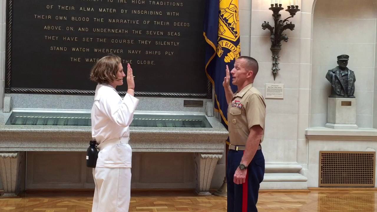 Maddie Runge taking oath - YouTube